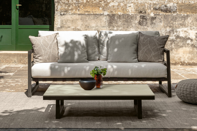 Alabama Wood Sofa by Talenti | room service 360°