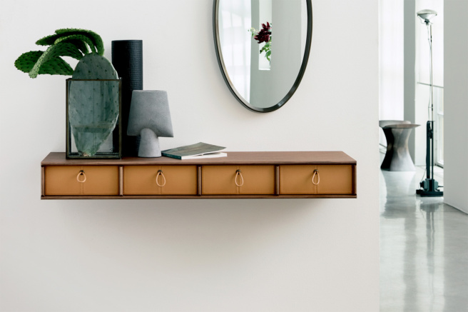 Bayus Floating Shelf by Porada • room service 360°