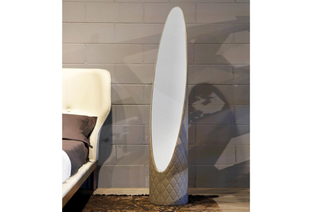 Kolonaky Elite Mirror by Tonin Casa | room service 360°