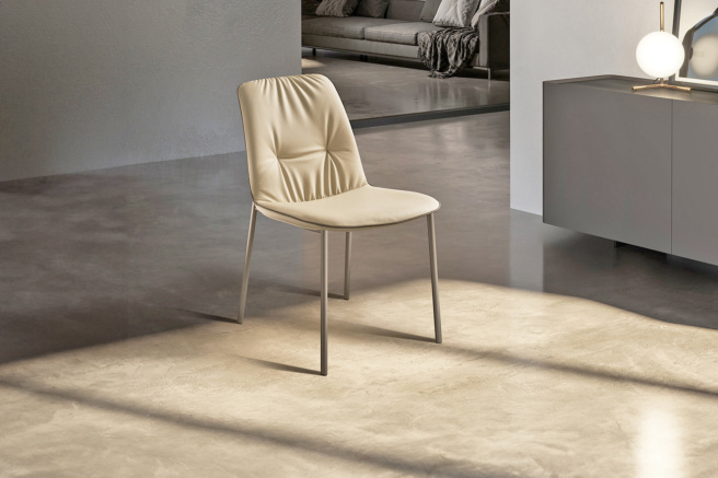 Lisa Dining Chair by eforma | room service 360°