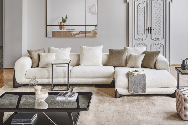 Softbay Sectional Sofa with Chaise by Porada • room service 360°