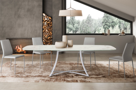 Big Bang Dining Table by Ingenia Casa | room service 360°