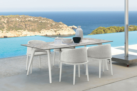 Maiorca Extension Dining Table by Talenti • room service 360°