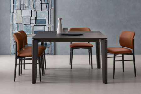 Convivio Dining Table by San Giacomo • room service 360°