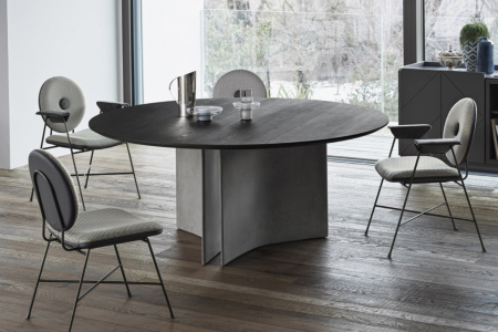 Big Bang Dining Table by Ingenia Casa • room service 360°